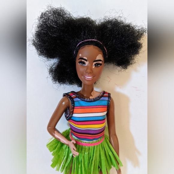 Barbie | Toys | Barbie Fashionistas 35 Petite African American Doll ...